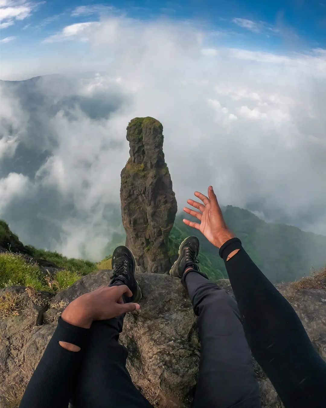 Jivdhan Fort Exciting Trek 5 Things You Need To Know Nomads Of India