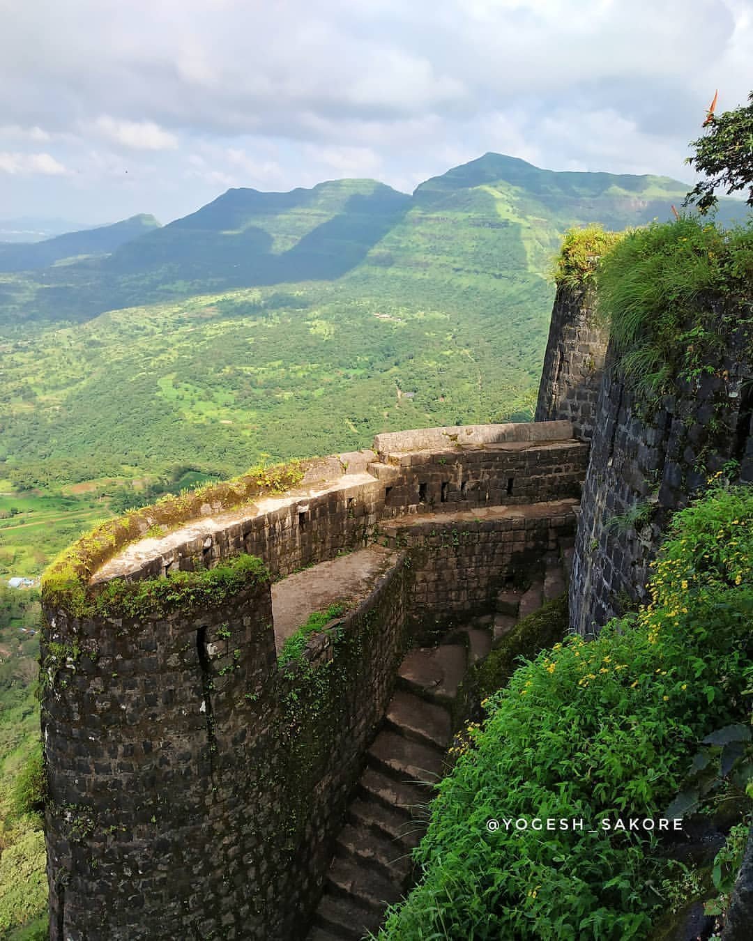 Tikona Fort Trek: A Comprehensive DIY Guide - Nomads of India