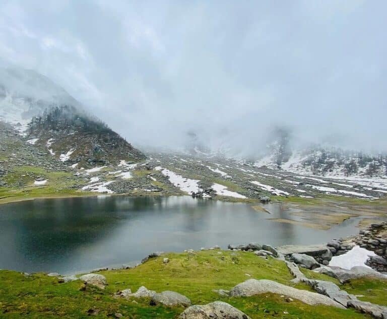 Kareri Lake Trek: The Ultimate DIY Guide - Nomads of India