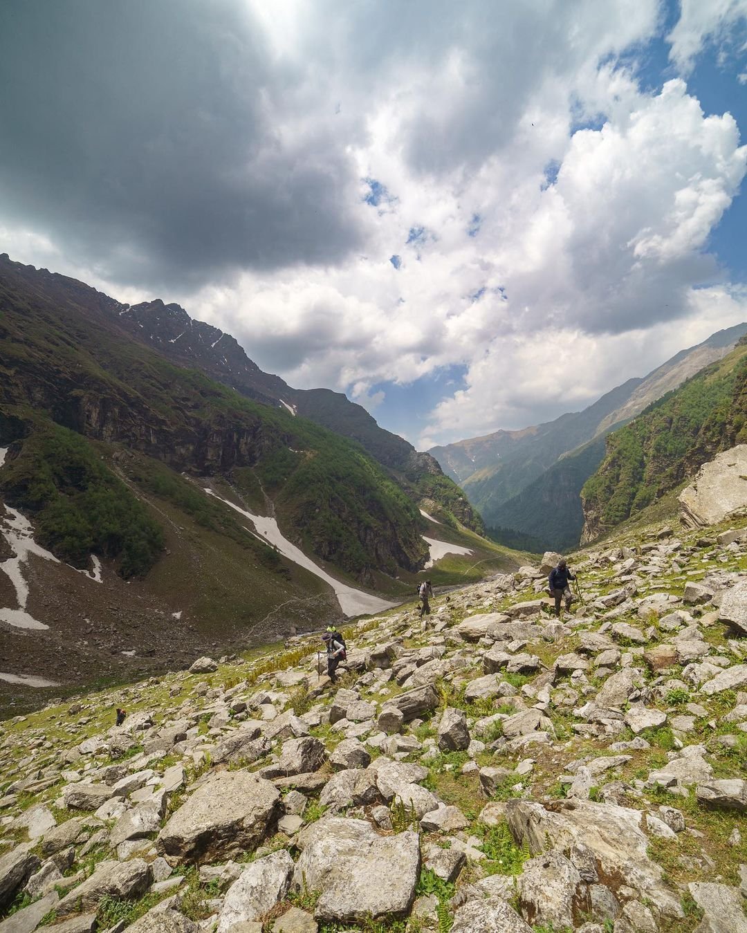 Rupin Pass Trek: Unleash the Thrill of the Himalayas - Nomads of India