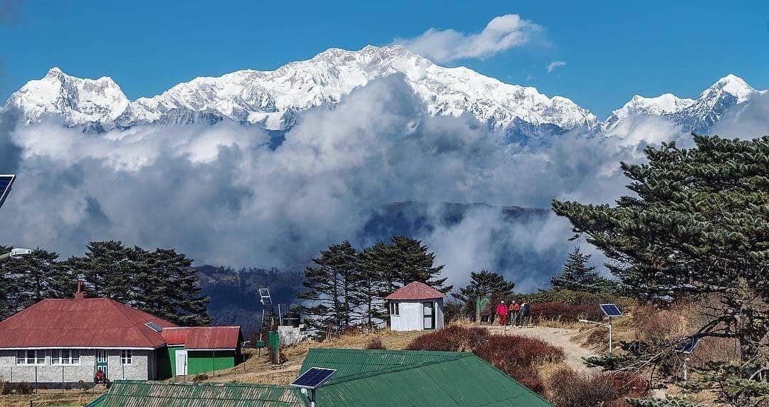 Sandakphu Trek: A Comprehensive Guide (2024) - Nomads of India