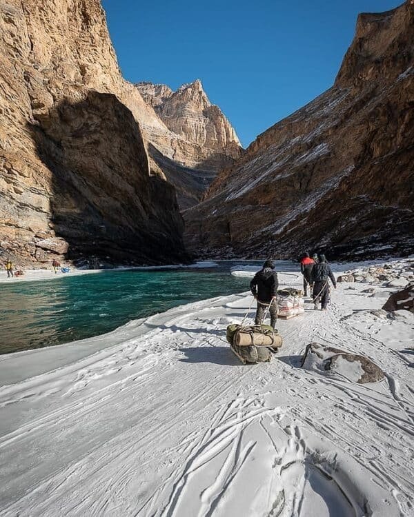 Chadar Trek: The Ultimate Guide for 2024! - Nomads of India